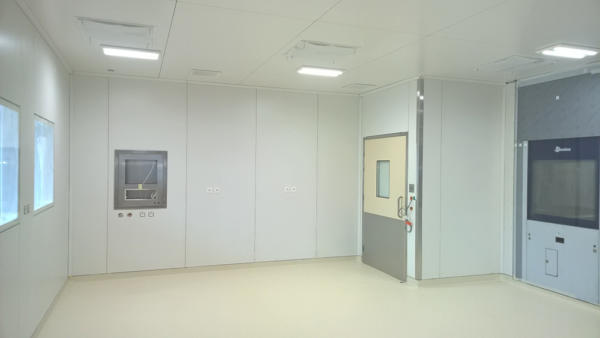 Dagard's bi-block ceiling for cleanrooms